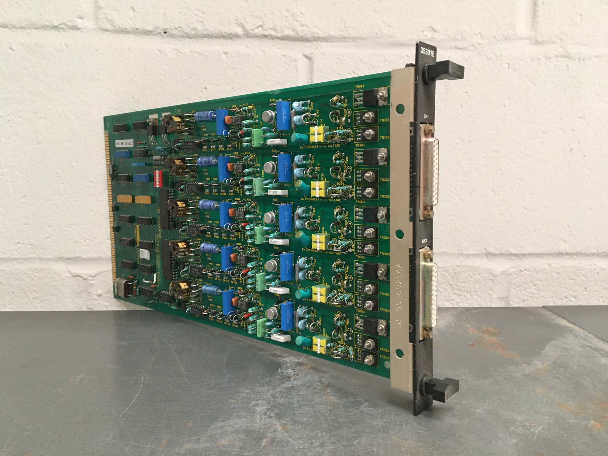 5 Channel Analog output card - Zeefax